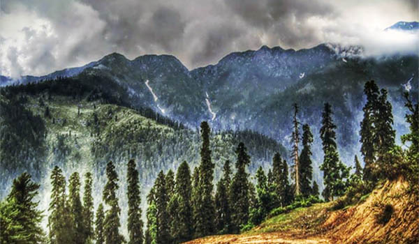 Musa Ka Musala stands at the junction of Siran and Kaghan Valleys in ...